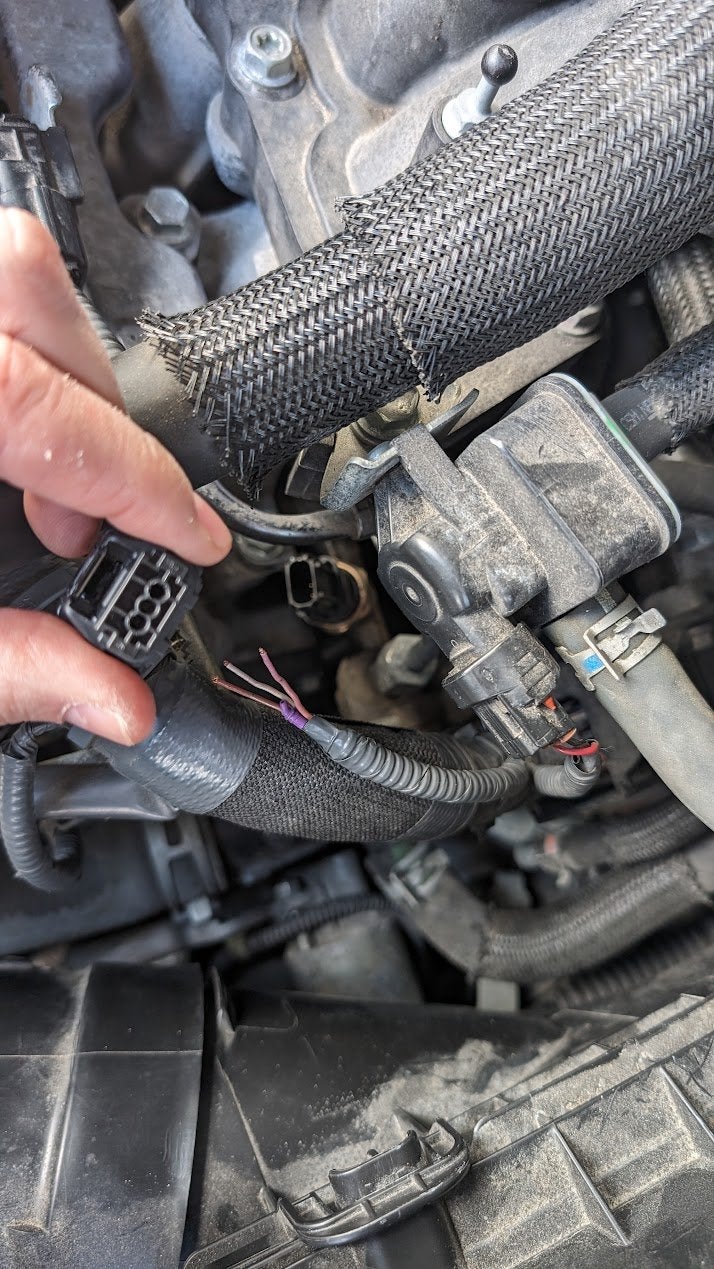 2019 Highlander Fuel Pressure Sensor wires pulled out | Toyota Nation Forum 2019 Highlander Fuel Pressure Sensor wires pulled out | Toyota Nation Forum